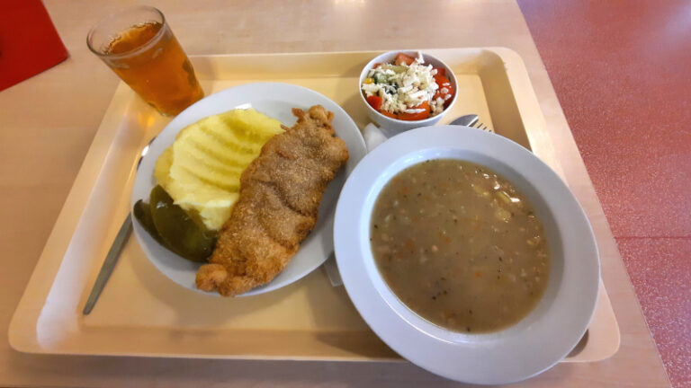 Jidelna Gastro Karlin - Livingprague.com